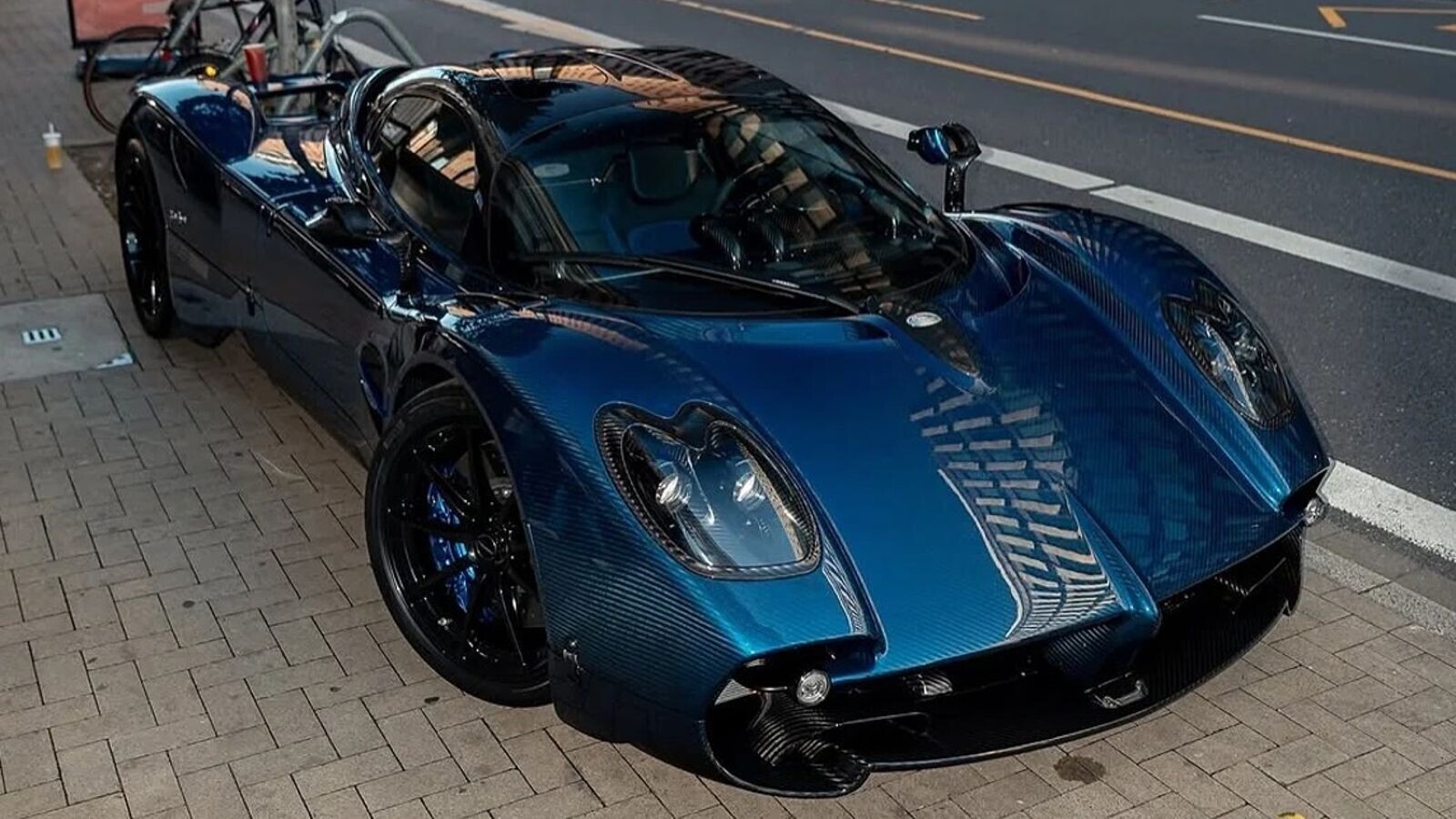 15 hypercars designed to humble physics