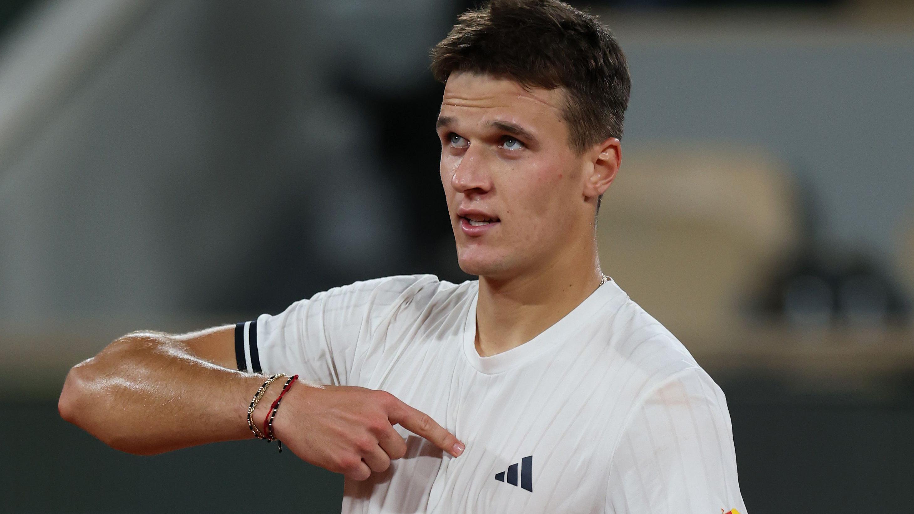 Who will cope with pressure in Paris men's semi-finals?