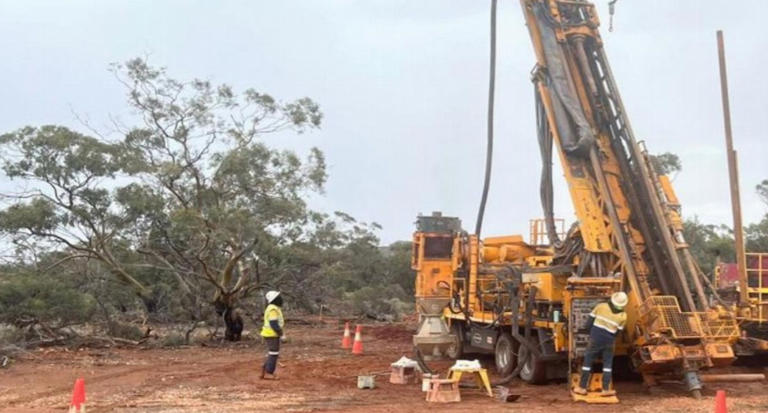 Tungsten Mining kicks off drilling at exciting Mt Mulgine Trench target