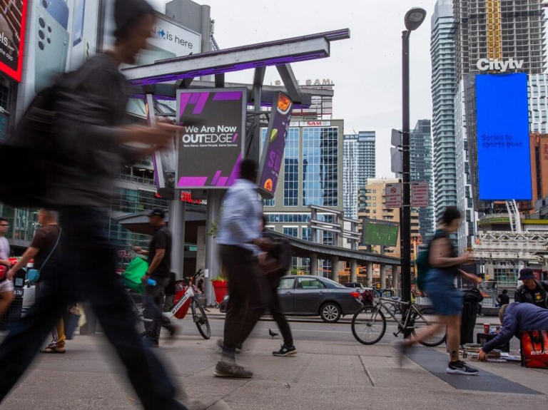 Yonge-Dundas T-shirt sales lead to $20,000 food bank donation