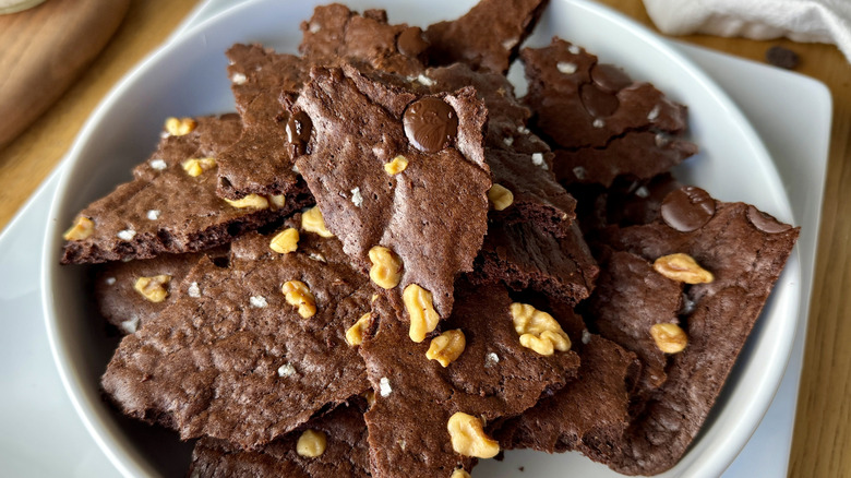 Crispy chocolatey brownie brittle recipe