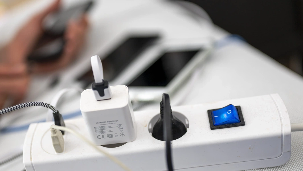 10 creative DIY charging station ideas