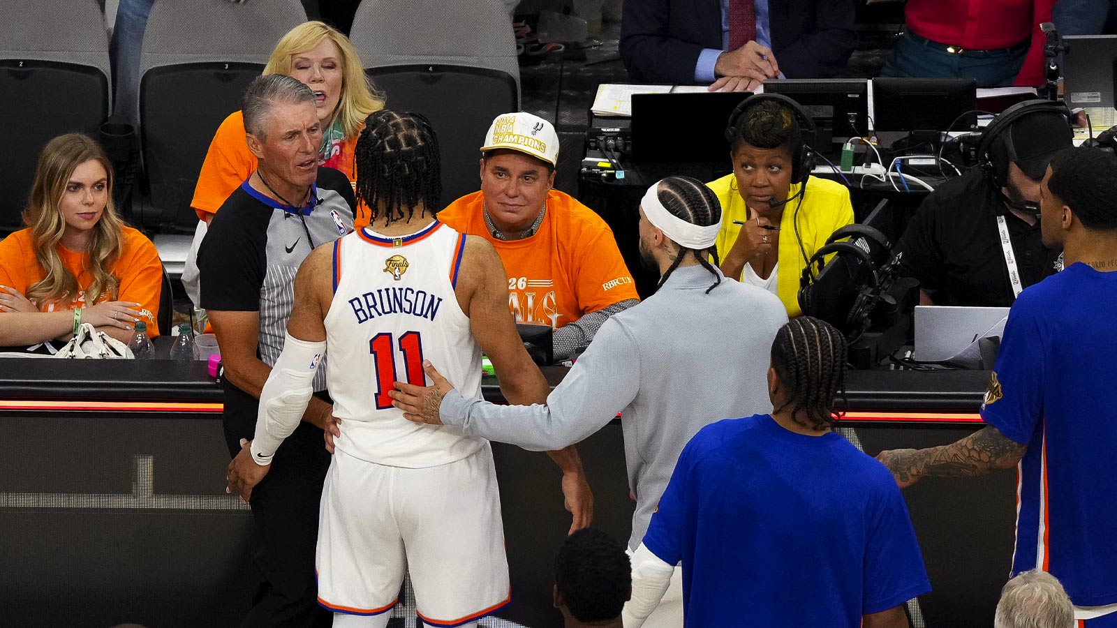 Jalen Brunson vs. SGA foul-baiting debate gets Stephon Castle input ...
