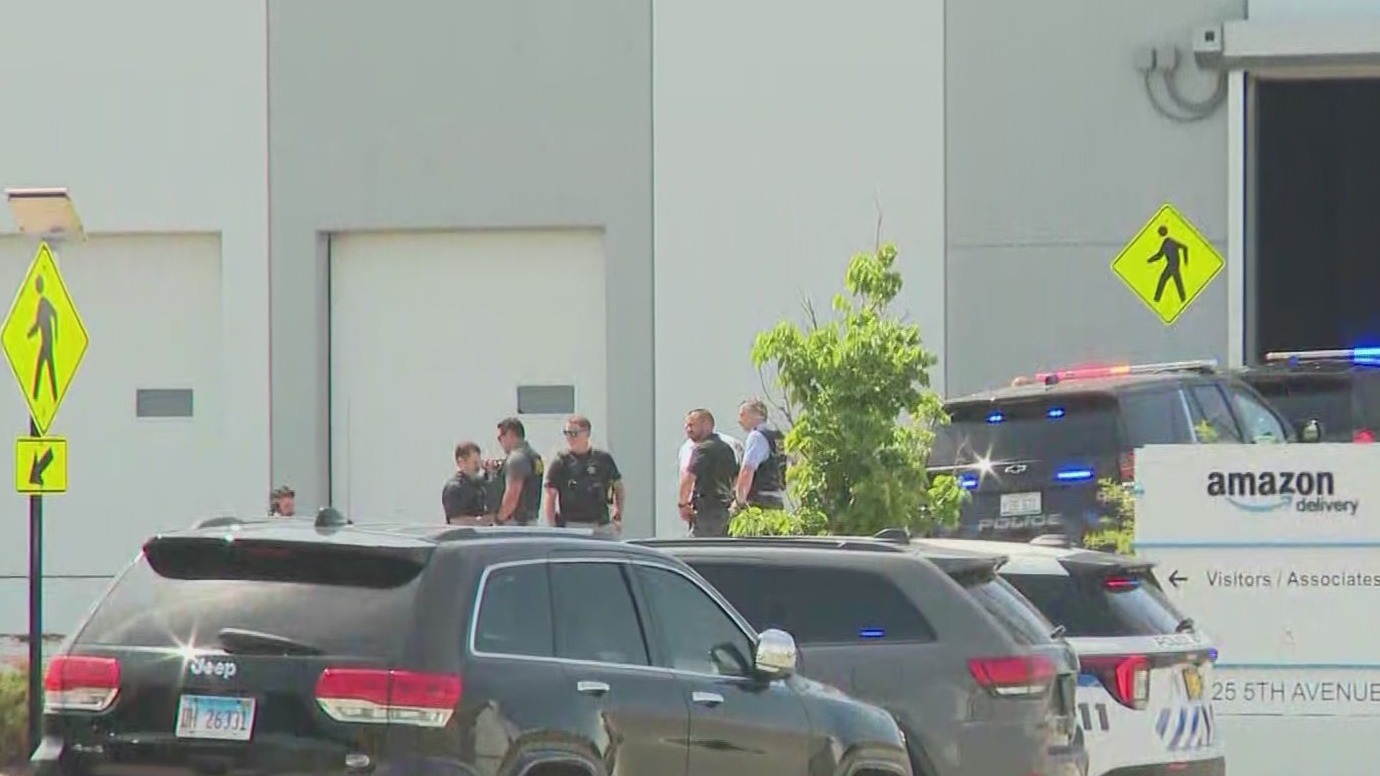 Victim ID'd in Melrose Park Illinois Amazon facility shooting