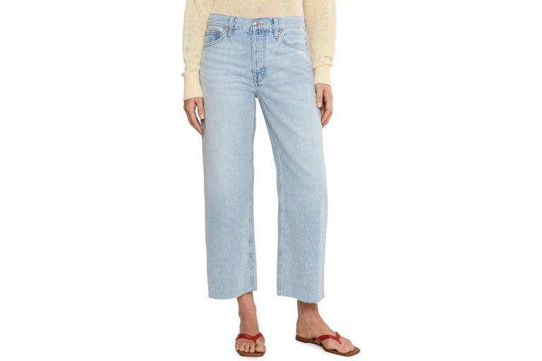 Gwyneth Paltrow put a dressy spin on the comfy jeans style taking over ...
