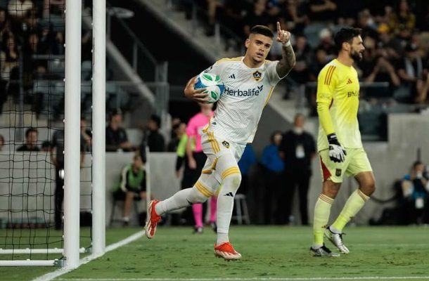 Cruzeiro consulta Gabriel Pec, ex-Vasco, mas recua diante de pedida ...