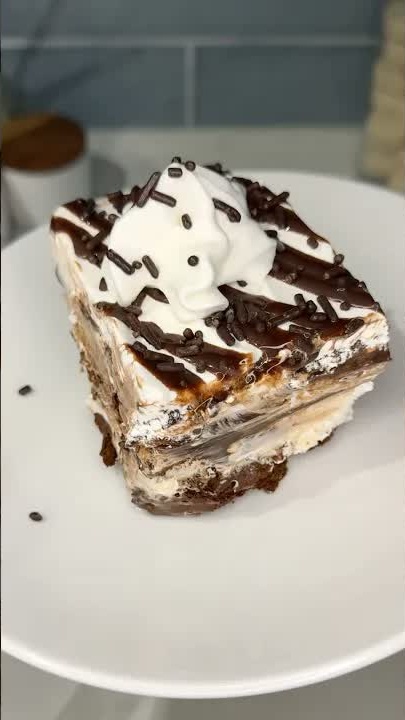 Easy ice cream sandwich cake recipe