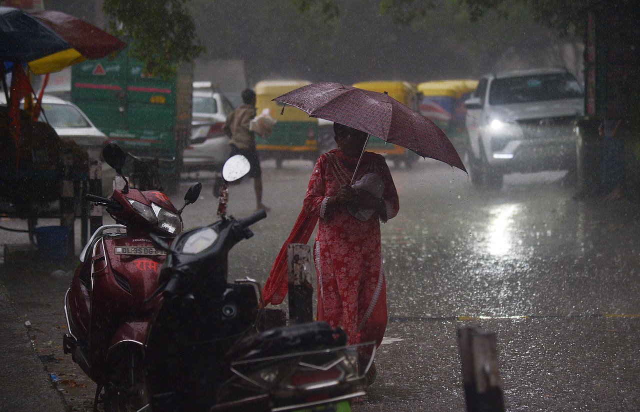 IMD yellow alert turns red as skies turn dark