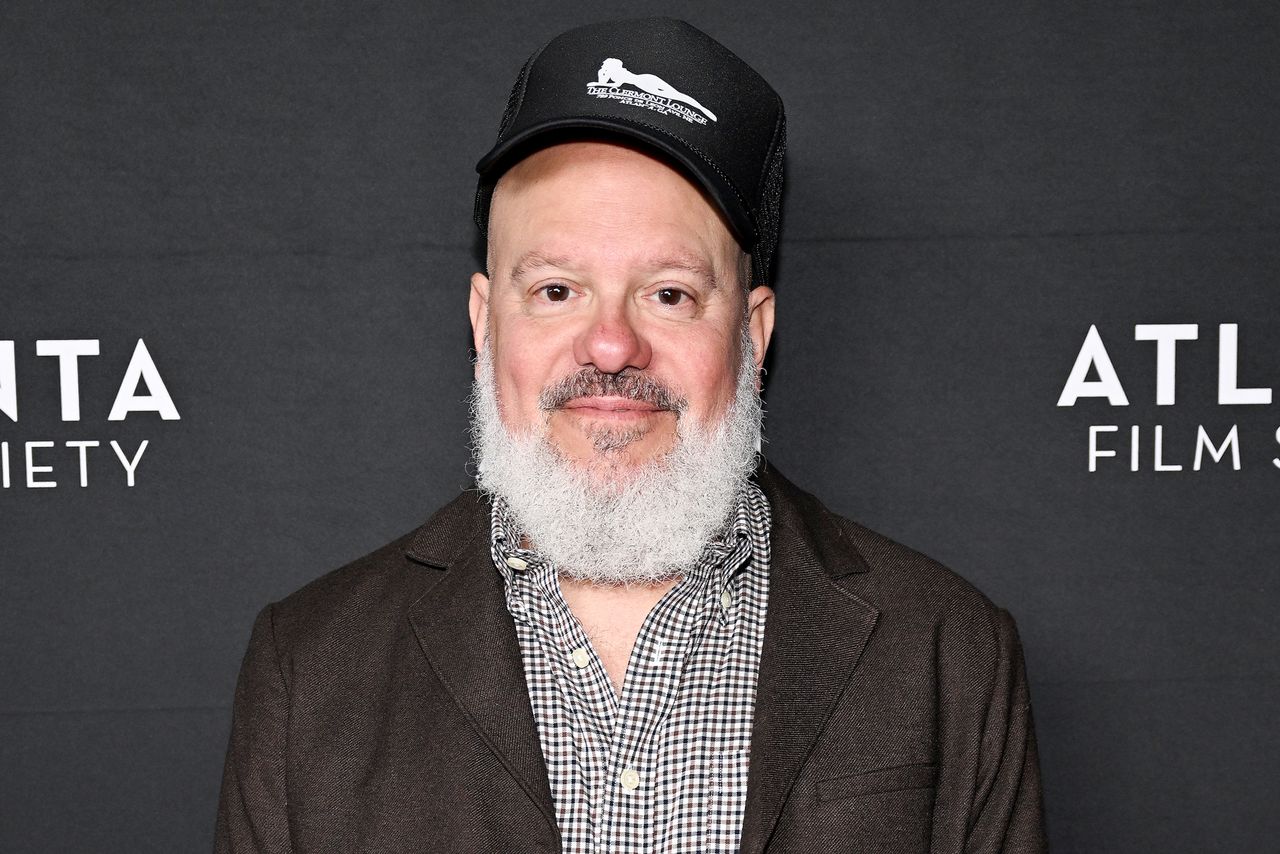 David Cross addresses RFK Jr. 'Arrested Development' never-nude comparisons