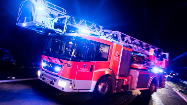 Autobrand bei Ilsfeld: Autobahn 81 in Fahrtrichtung Stuttgart noch ...