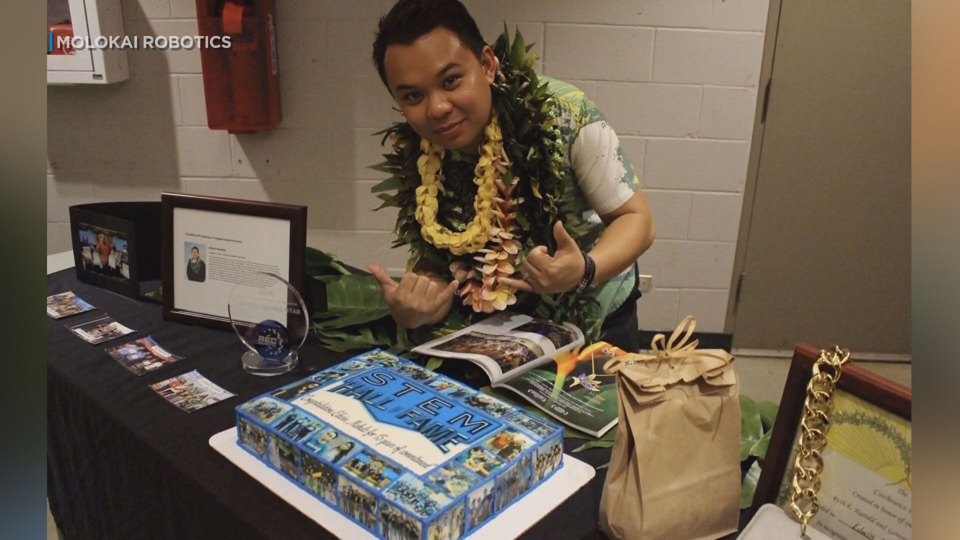 Molokai robotics teacher inducted into STEM Hall of Fame