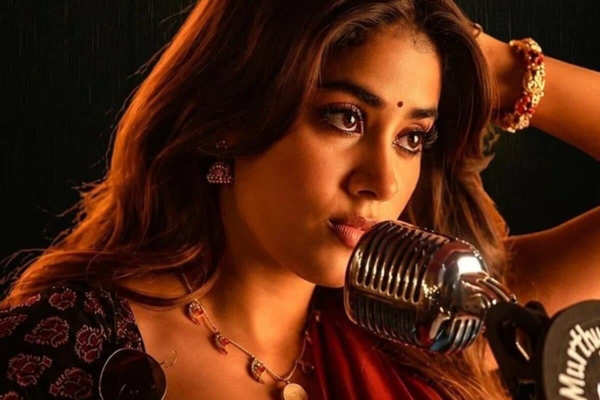 Janhvi Kapoor's makeup artist backs her amid Peddi criticism: 'She drew ...