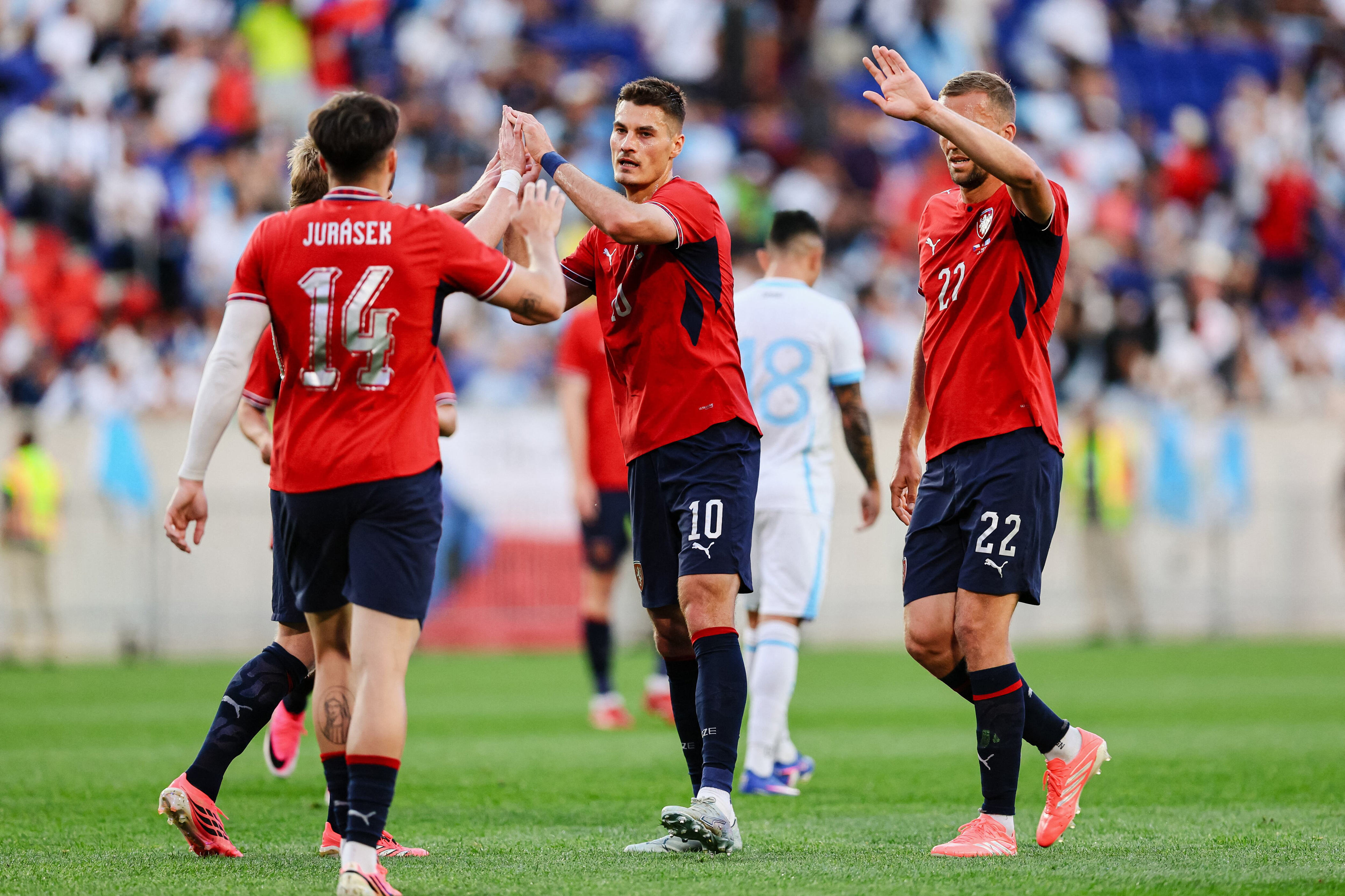 Czech Republic overpowers Guatemala 3-1, showcasing attacking strength
