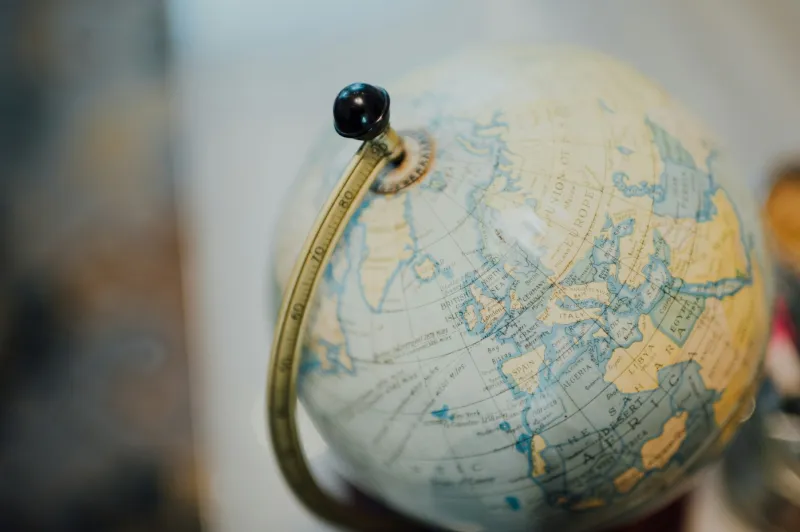 Global universal banks give way to 'continental' model: McKinsey