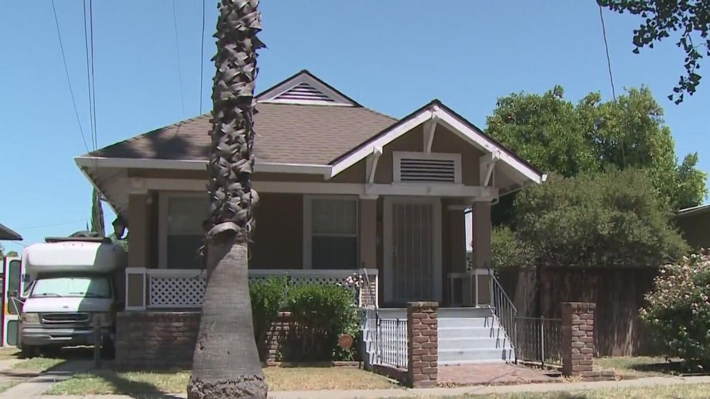 Stockton homeowner warns of scam after finding men claiming to be ...