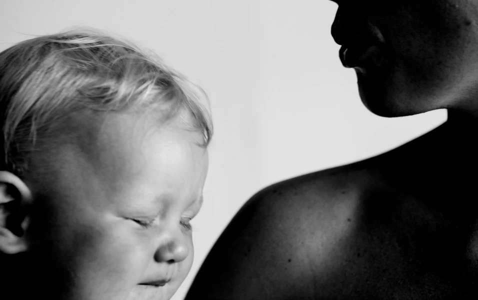 Study links mother-daughter brain sync to fewer emotional issues