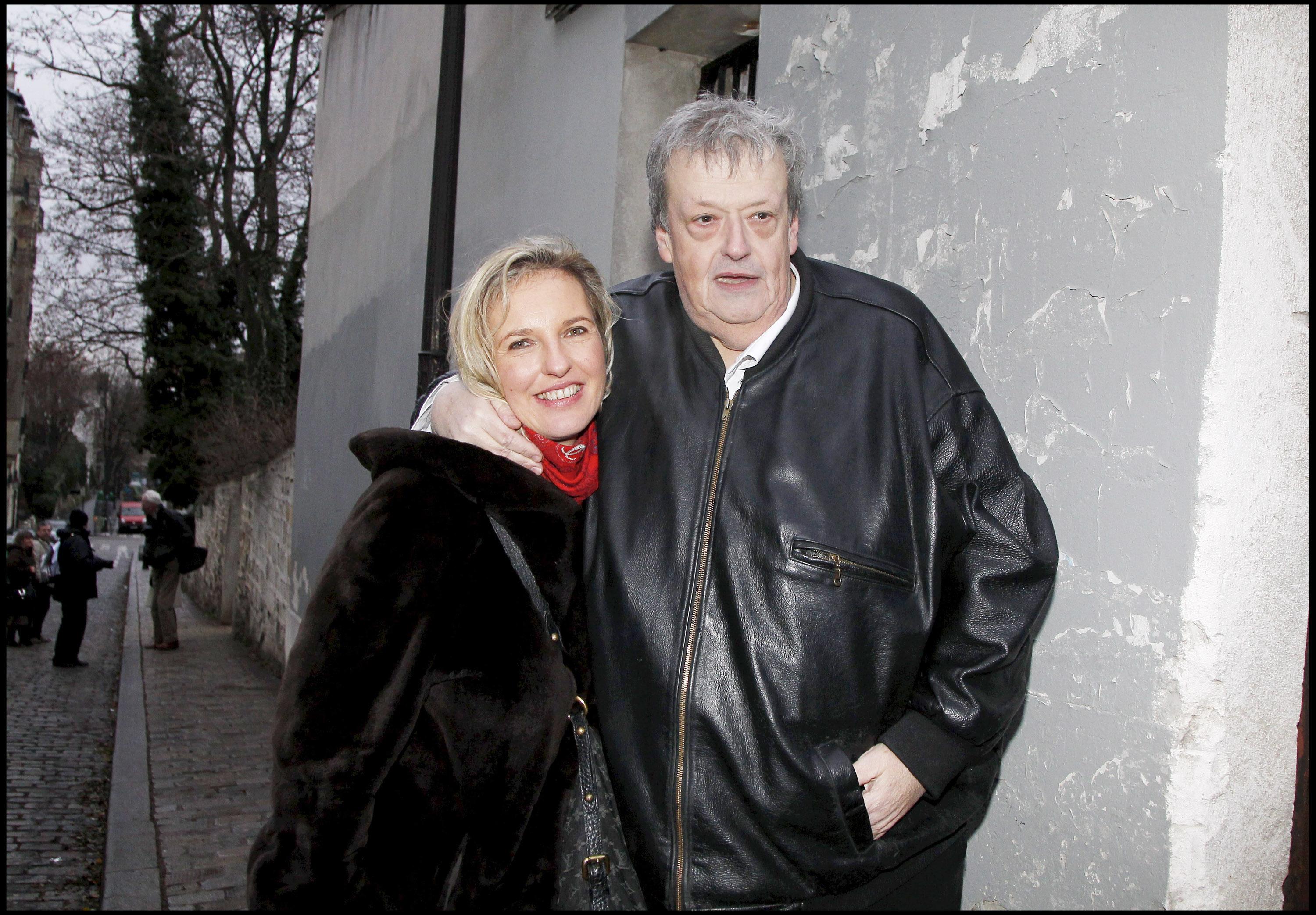 Guy Carlier : avec Joséphine Dard, la mère de son fils, un roman d ...
