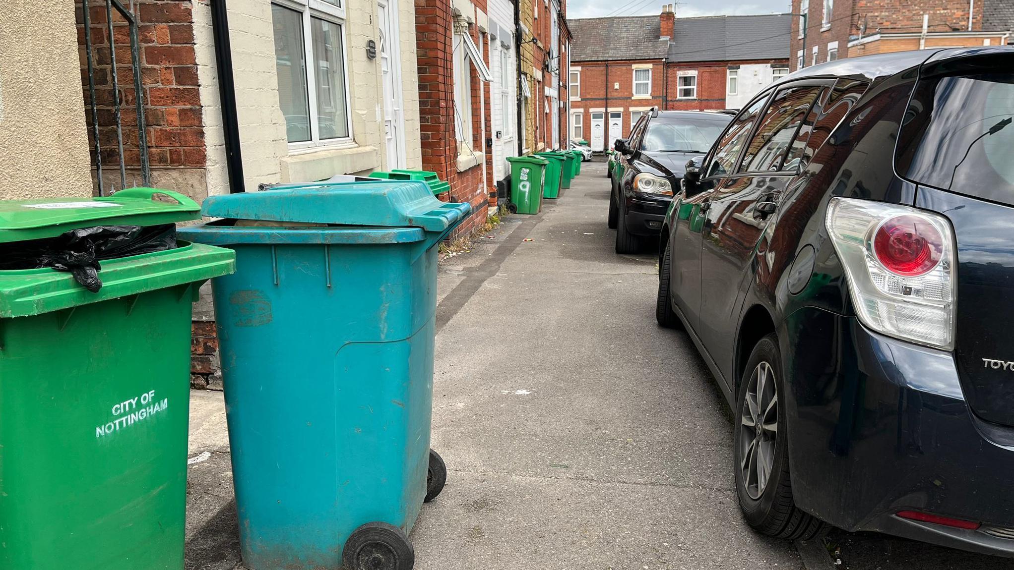 Council promises 'balance' on pavement parking fines