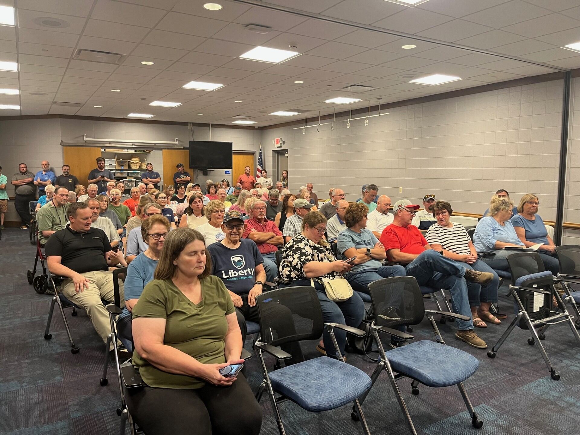 Posey Co. residents pack meeting over potential data center development