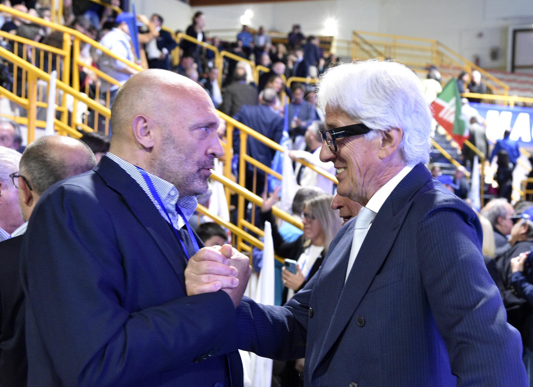 Paolorossi insulta la candidata. Parcaroli: "Niente da dire". D ...