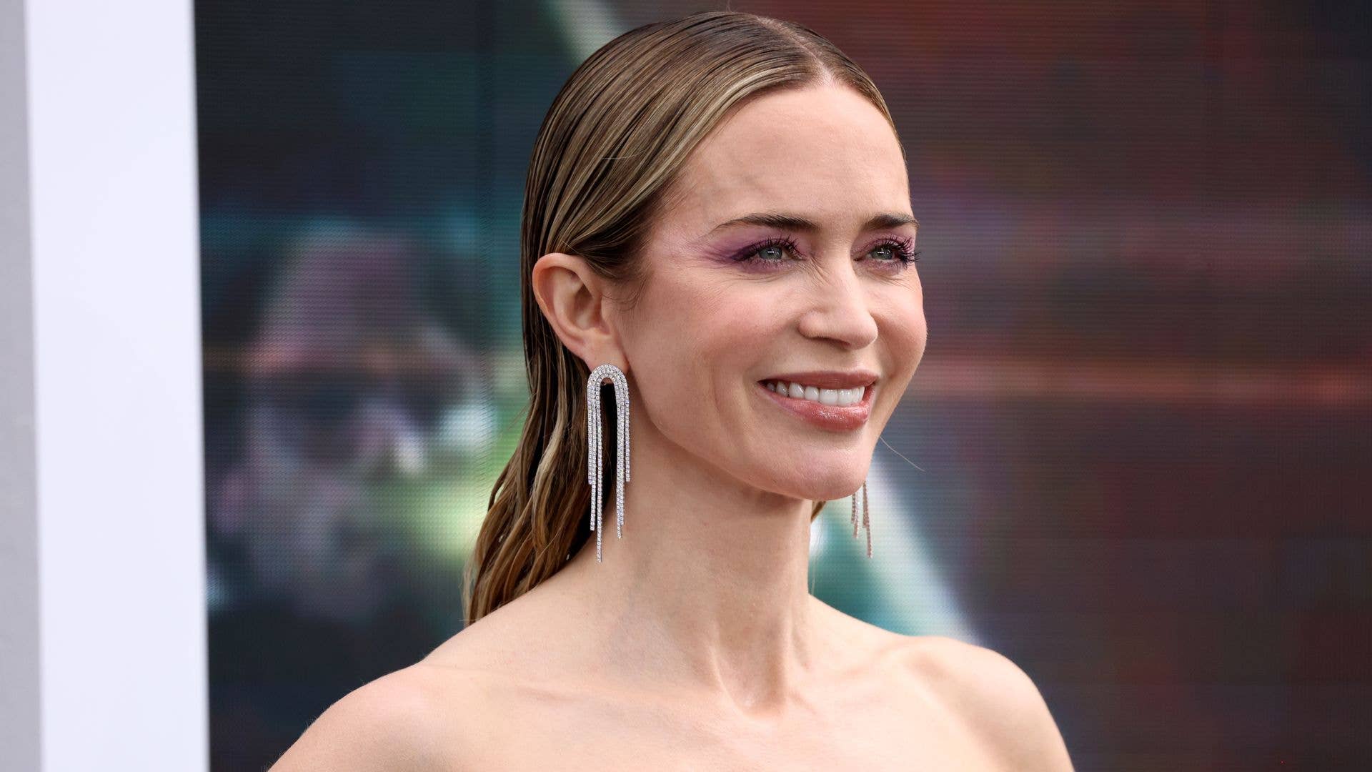 Emily Blunt steals the show in dazzling lilac gown on the red carpet