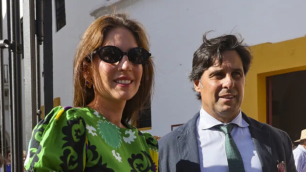 El vestido 'boho chic' y explosión de color de Lourdes Montes con ...