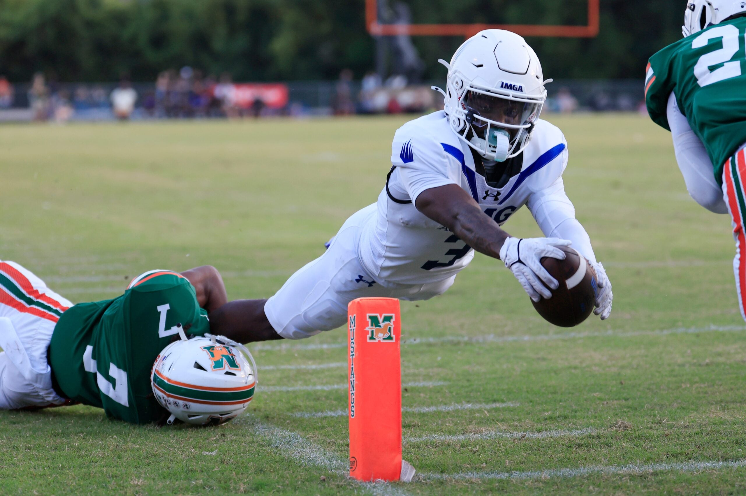 Florida football turns up the pressure on elite recruit with multiple ...