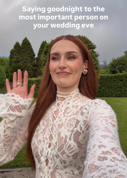 Roz Purcell recycles pre-wedding lace look for Italian honeymoon
