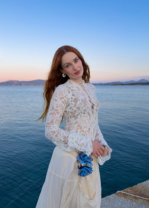 Roz Purcell recycles pre-wedding lace look for Italian honeymoon