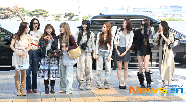 ‘아이오아이(IOI) 데뷔 10주년이에요~’ [포토엔HD]