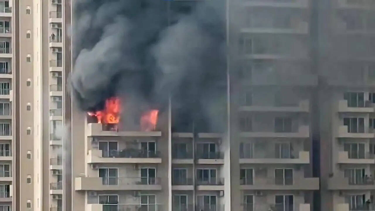 From GK-1 to Noida high-rises, four fires in 24 hours raise alarm ...