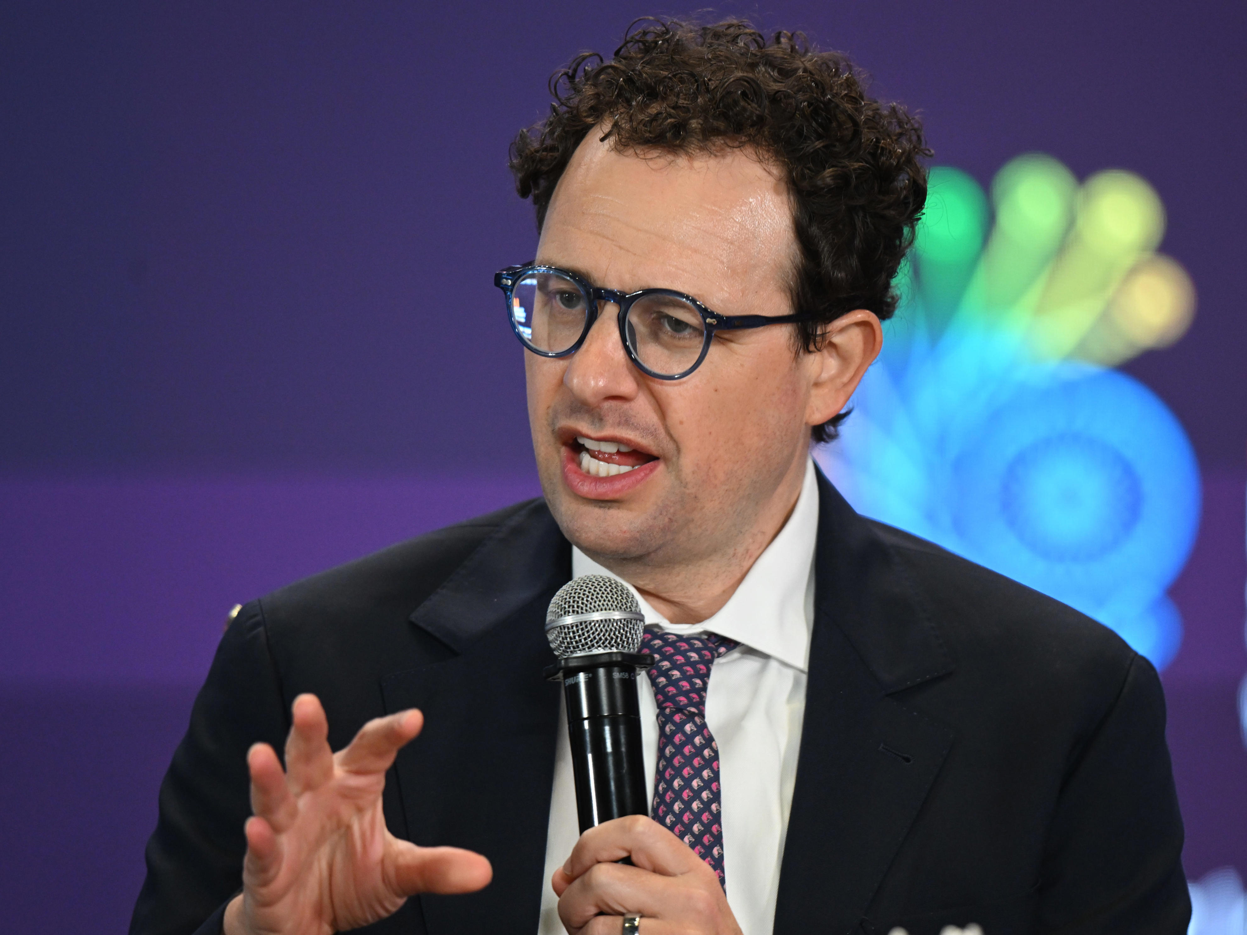 Anthropic says frontier AI labs may need to slow down so society can ...