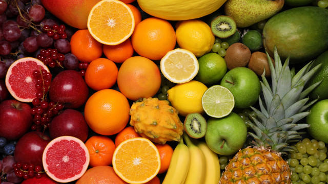 Especialistas alertam: Fruta que não deve lavar ao chegar a casa