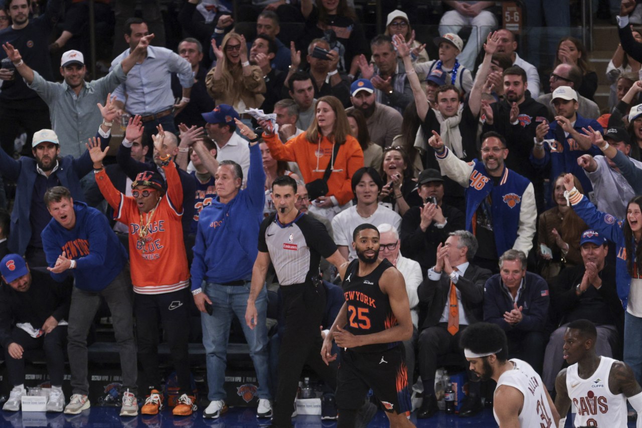 The Wall Street mania pushing Knicks tickets to $176,000