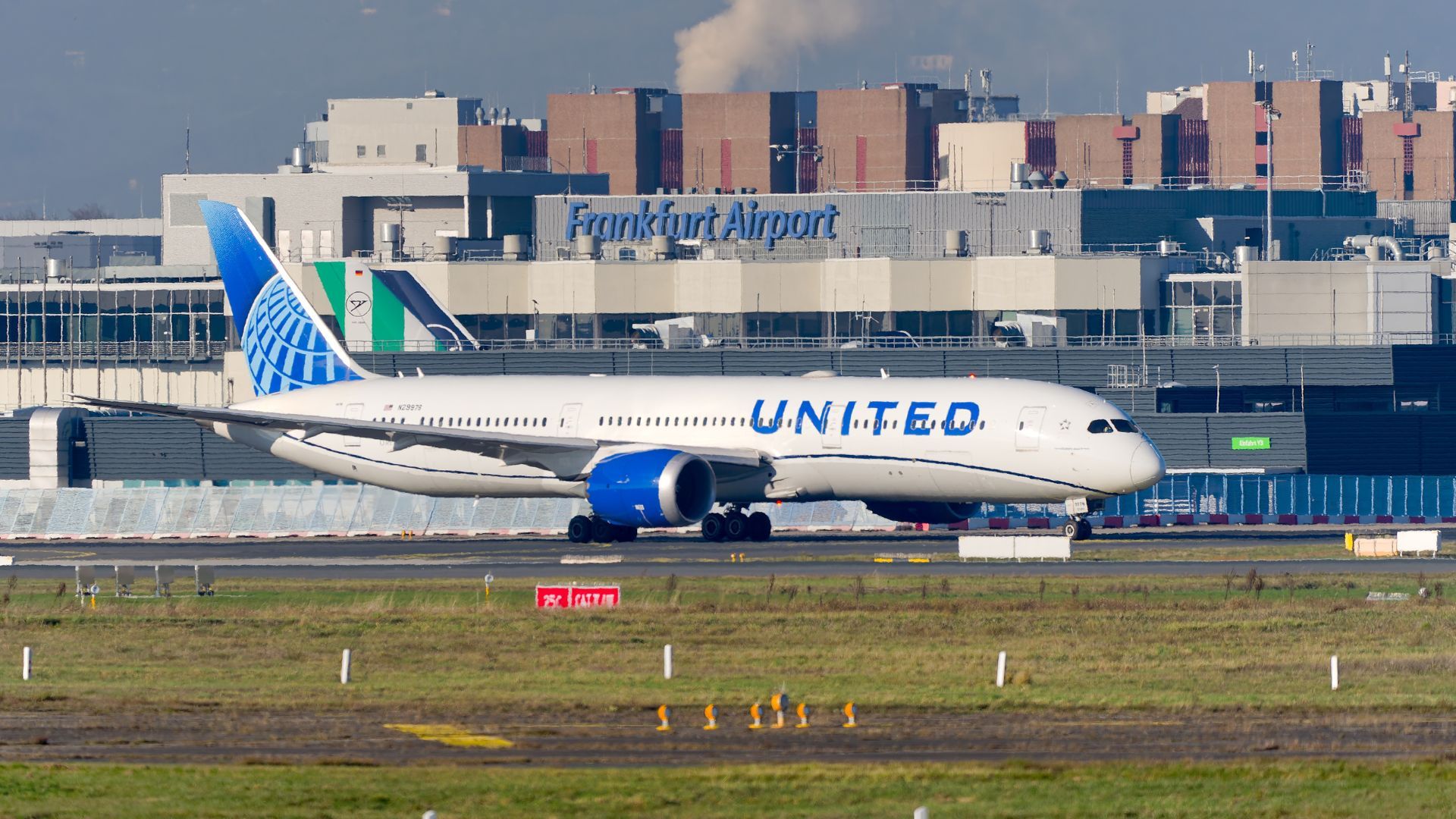Boeing delivers 1st iMTOW 787-9 to United Airlines less than 2 months ...