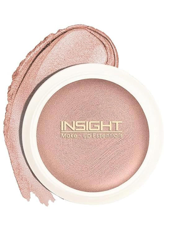 Highlighters for picture-perfect makeup