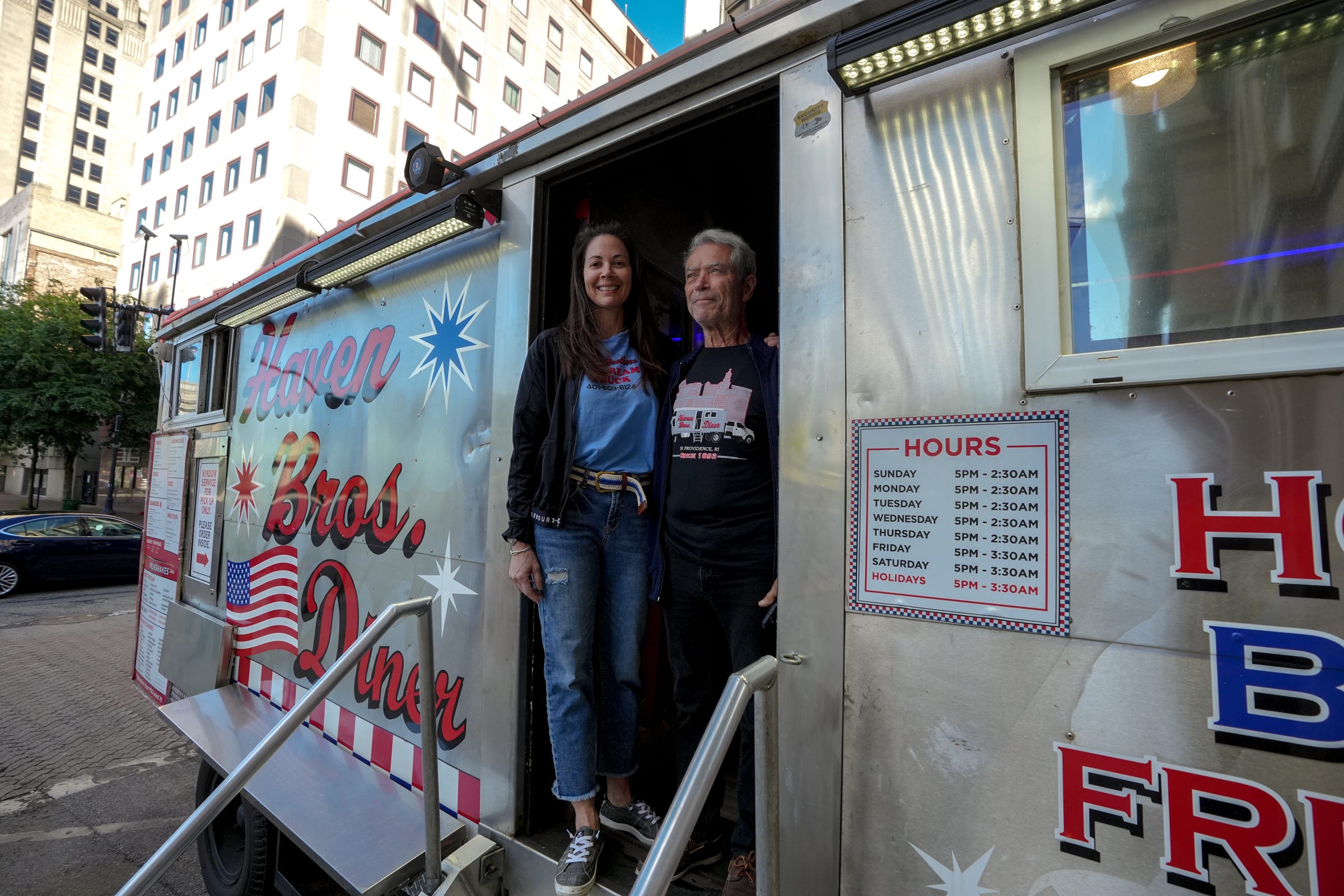 Haven Bros. is the oldest food truck in America and still satisfies