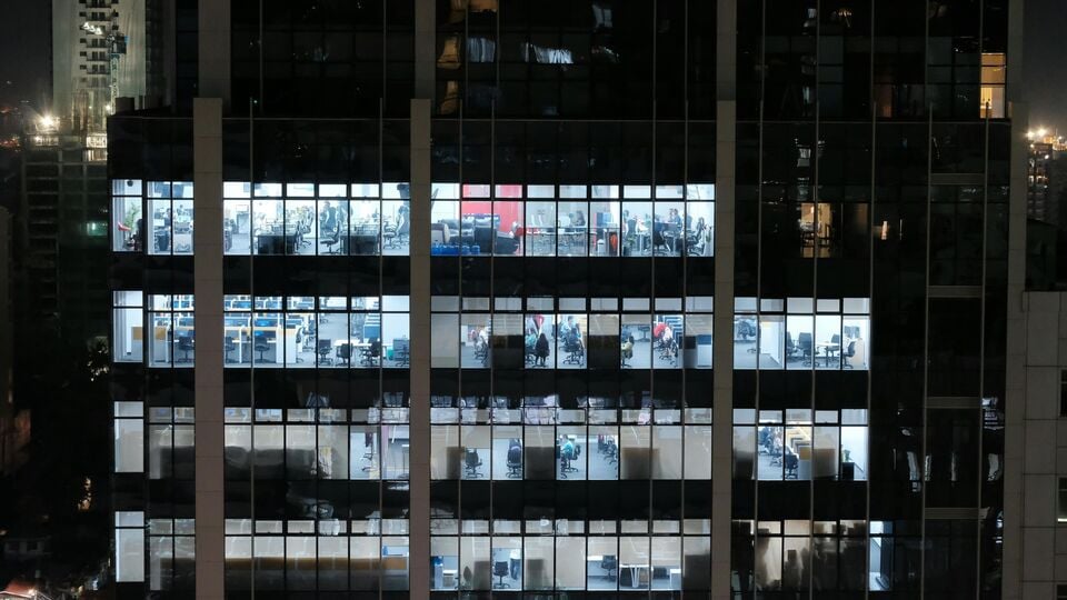 700+ employees left reeling after Pune IT firm shuts, founder arrested ...