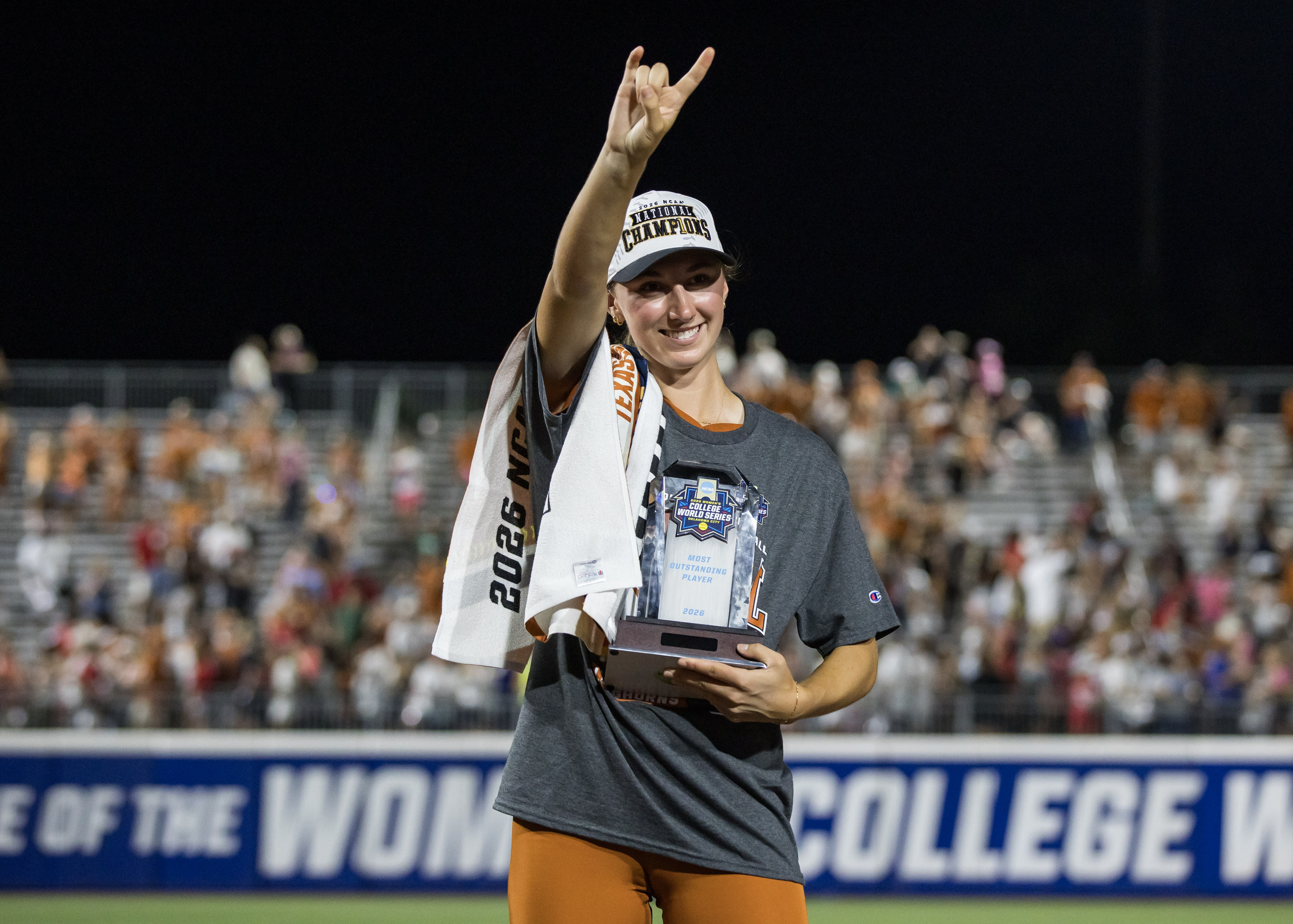 Teagan Kavan caps historic Women's College World Series run for Texas ...
