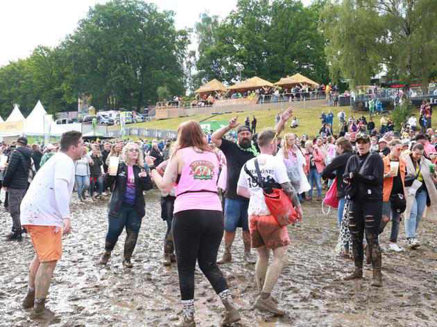 Biggesee Open Air: Aus Schlammfeld nach Olpe Olé wird Bigge-Strand für ...