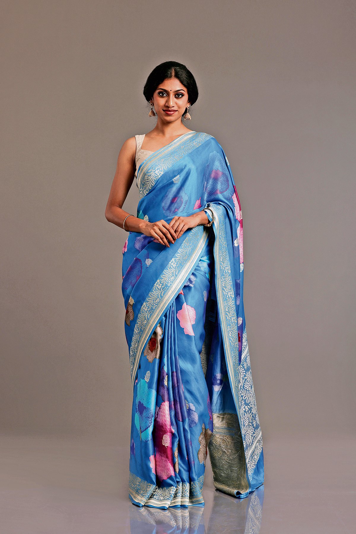 Rani by Bhargavi Kunam celebrates heritage Kanjeevaram weaves with a ...