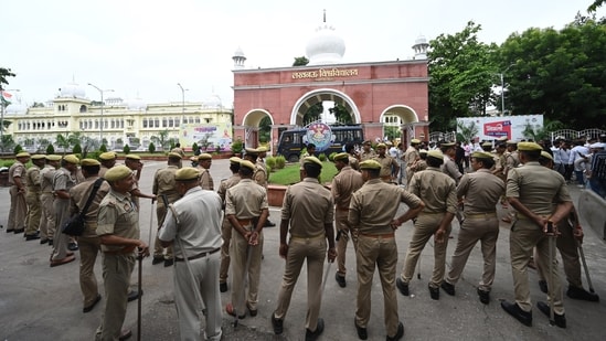 UP Police constable admit card 2026 live: UPPBPB hall tickets releasing ...