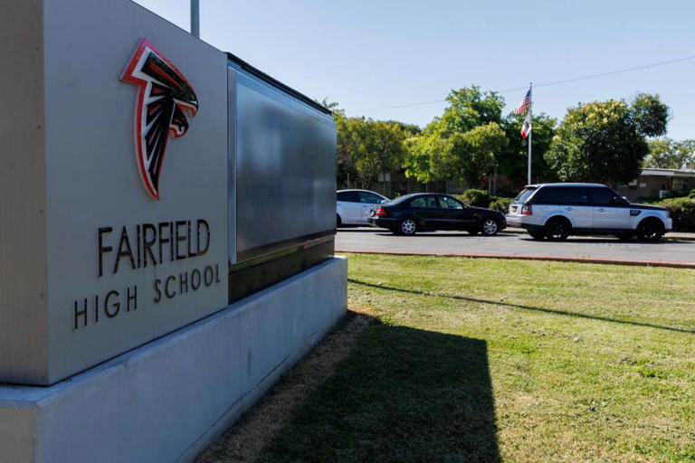 Fairfield graduation drew 1,000 attendees but had no police on site ...