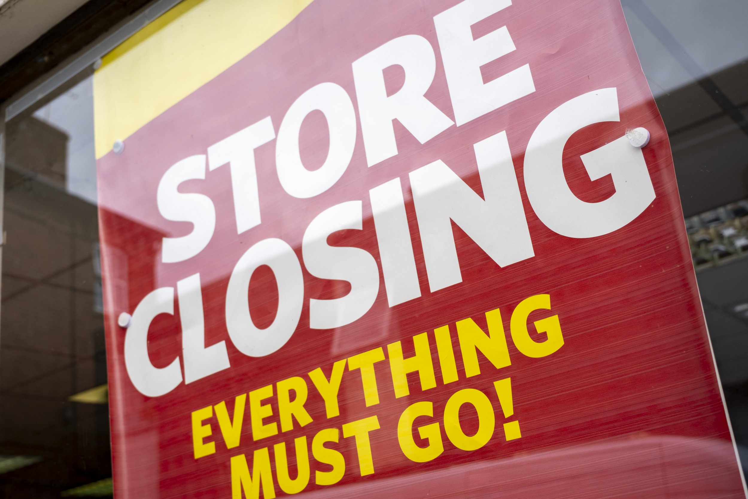 Heart Foundation to close 150 shops because of rising costs