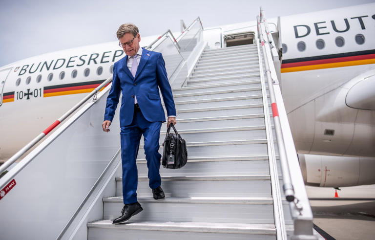 Germany's Wadephul urges Putin to enter Ukraine peace talks