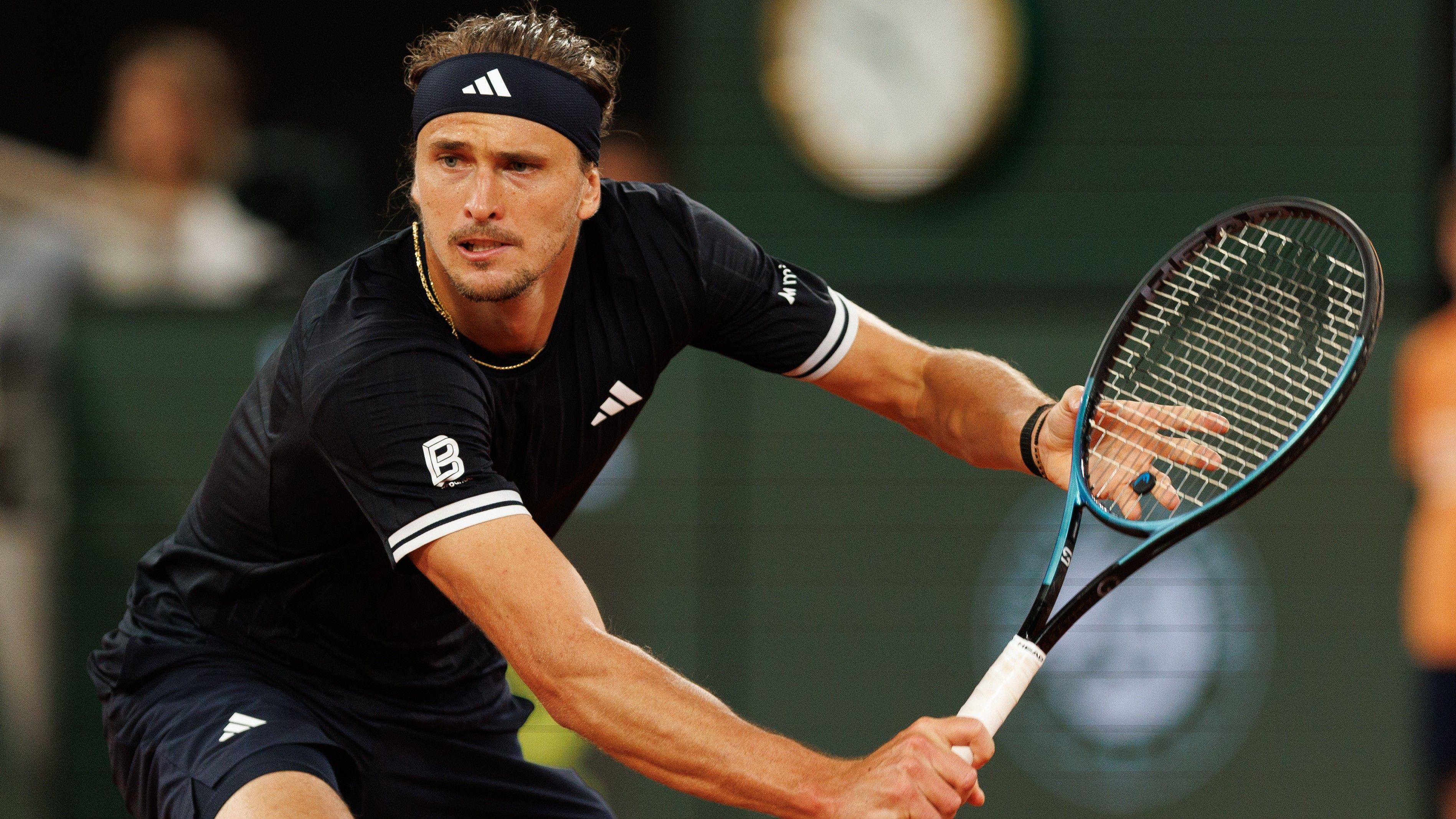 Who will cope with pressure in Paris men's semi-finals?