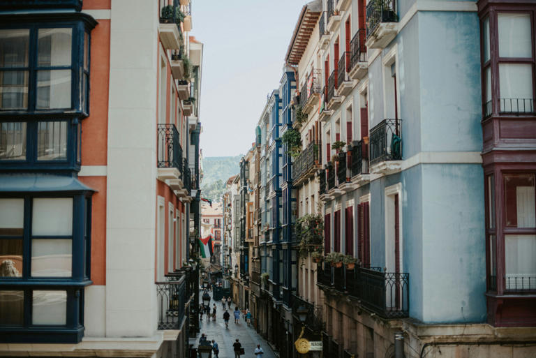Spanish property sellers cut asking prices in 2026