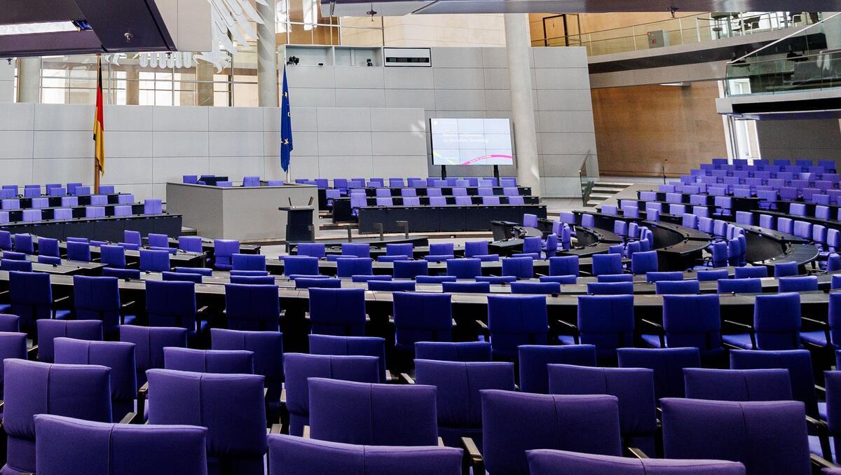 Umfrage beziffert wackelige Zukunft: Deutsche zweifeln an Koalition und ...