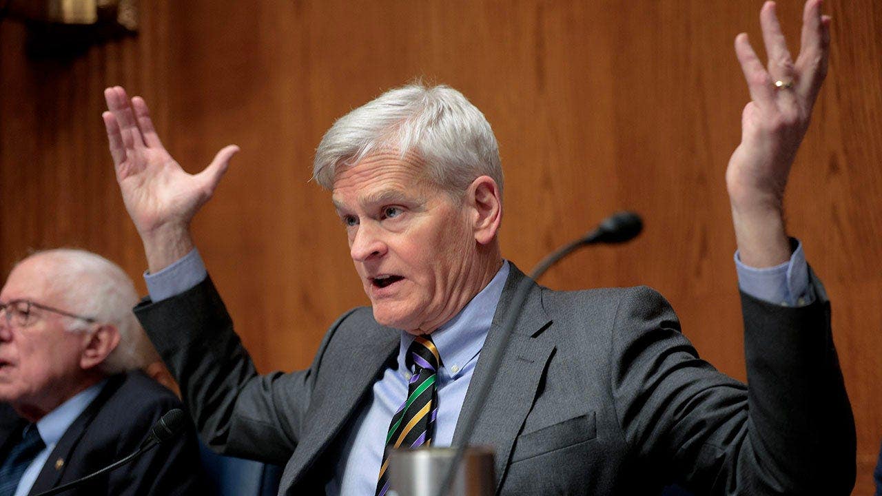Trump scores victory despite growing GOP divide after Senate passes ...