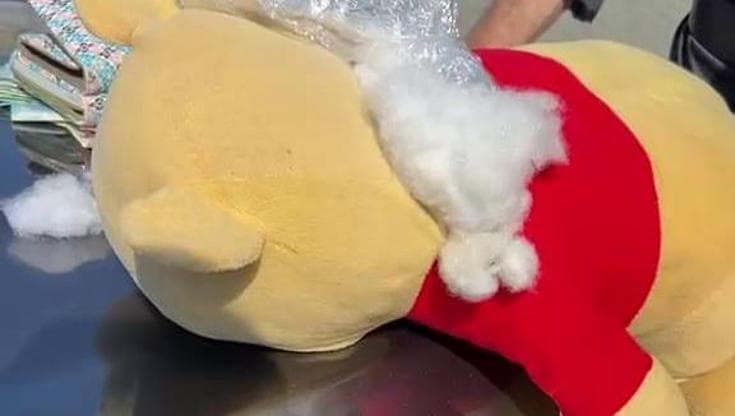 In nave da Genova al Marocco, con 60mila euro nascosti nel pupazzo di ...